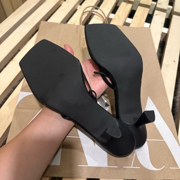 Zara | Shoes | Zara Strappy Toe Post Heeled Leather Sandals | Poshmark